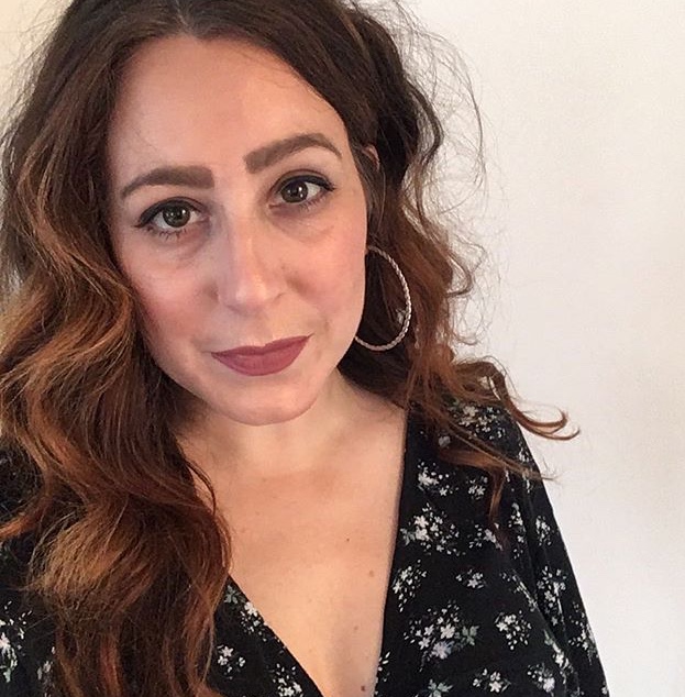 "Make me laugh": An Interview with Guest Reader Amanda Miska ...