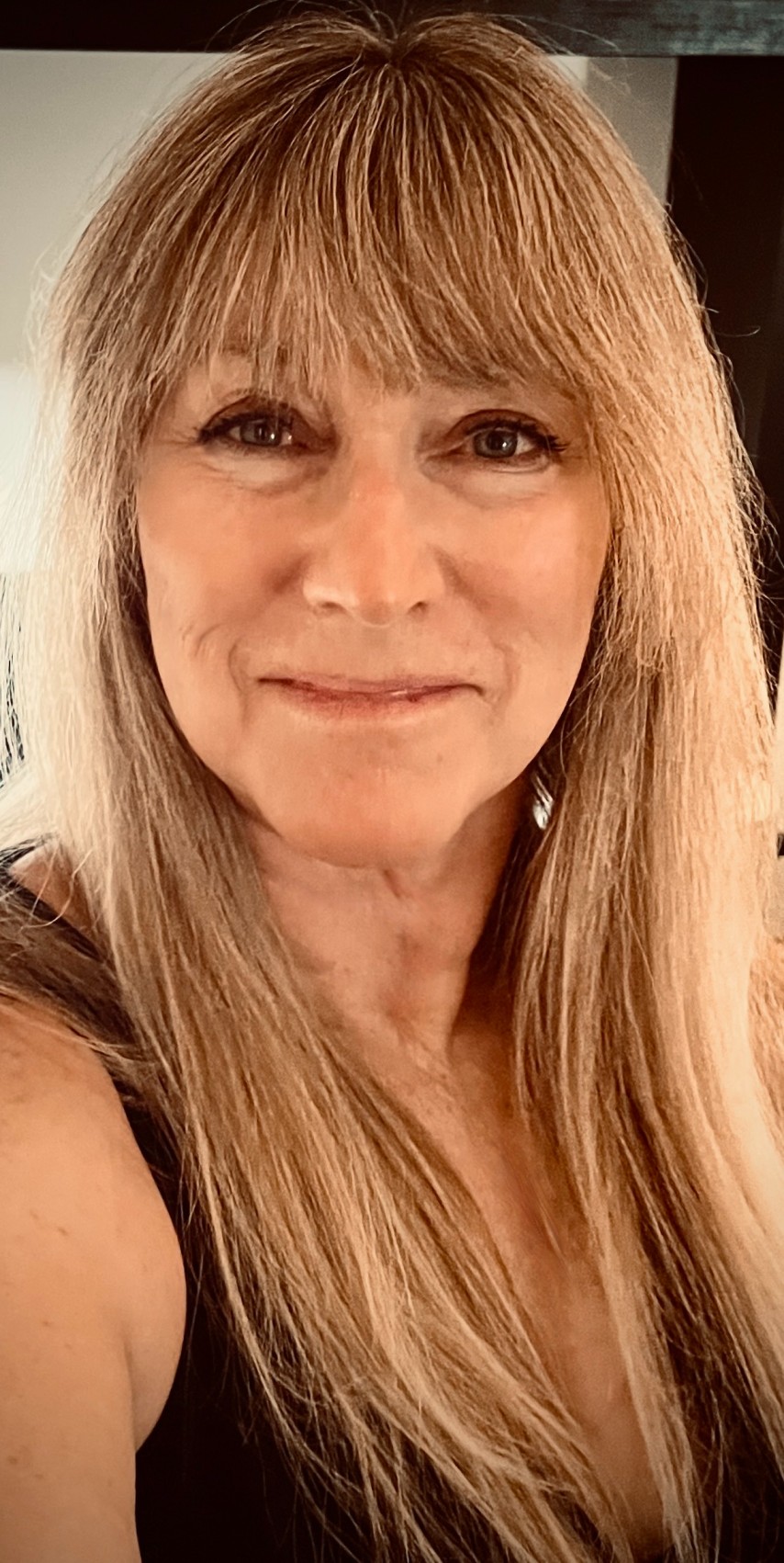 Smoke & Mirrors with Dhyanna Raffi-David - SmokeLong Quarterly